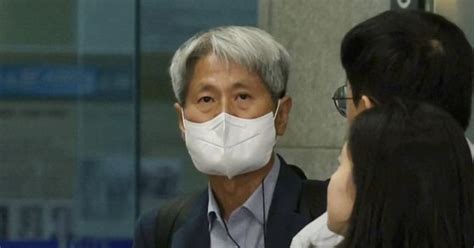 檢 신학림 1억6500만원 책값 의혹 조사출판사 대표 소환