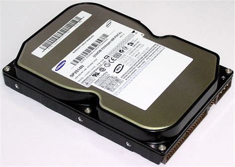 Жесткие диски Samsung HD300LD, SP2514N и SP2504C