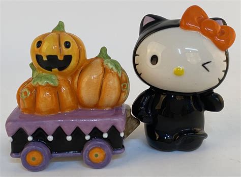 Hello Kitty Halloween Pumpkin Cart Salt And Pepper Set By Blue Sky Clayworks