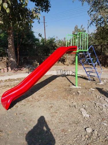 Straight 10 Ft Fibreglass Standard Slide Size L 12w2 H75 At ₹ 18500piece In Nagpur