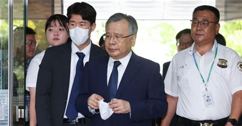 속보 ‘50억 클럽 박영수 구속기소19억원 뇌물 혐의