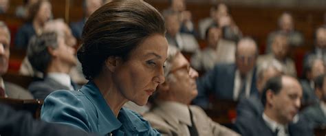 Simone la mujer del siglo Película 2022 Crítica Reparto