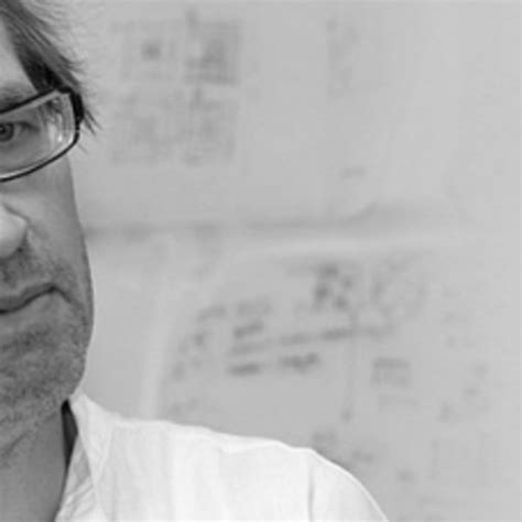 What Does My Outcome From Plotting Residuals Vs Fitted Values Of A Binomial Glms Mean In R