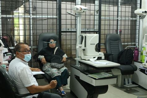 Ruang Pemeriksaan Refraksionis Rumah Sakit Khusus Mata Provinsi