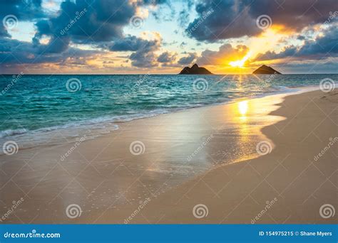 Sunrise At Lanikai Beach In Kailua Oahu Hawaii Stock Image Image Of