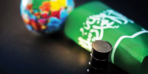 صحيفة القبس فورين بوليسي السعودية ستخرج الأقوى من مذبحة النفط
