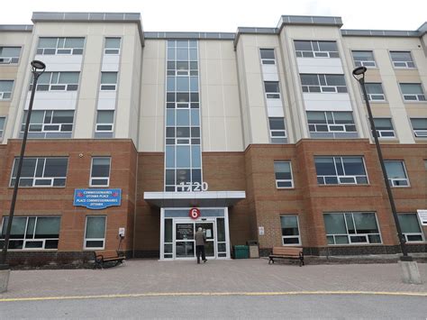 Fire Investigator To Probe Blaze On Roof At Perley And Rideau Veterans