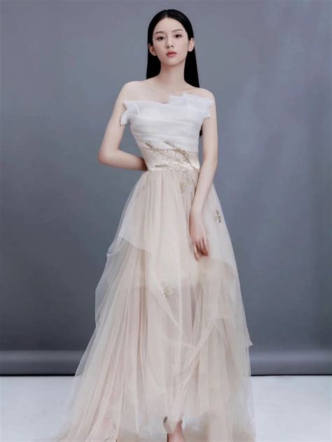 ó šaty에 있는 Katarína님의 핀 드레스 한국 의상 의상