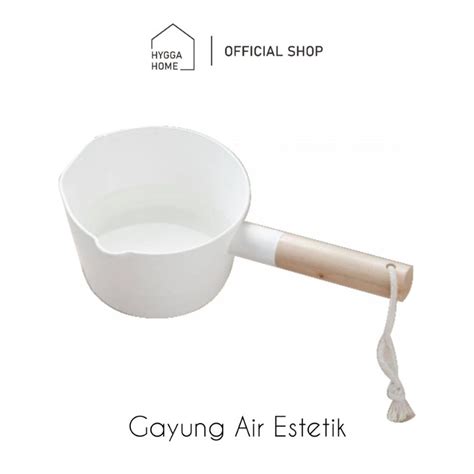 Jual Hygga Home Gayung Air Putih Gagang Kayu Gayung Minimalis Estetik