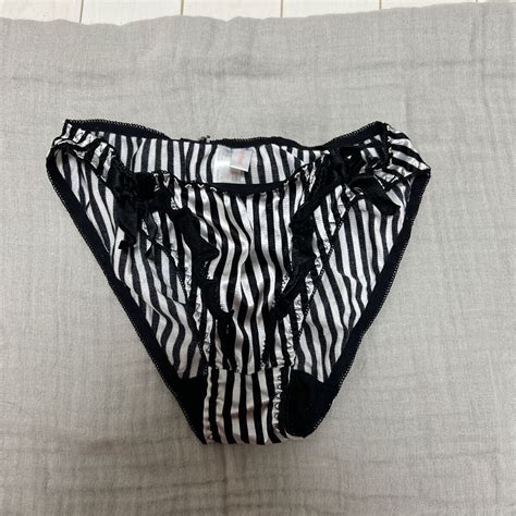 【未使用】aimerfeel エメフィール ストライプ しましま りぼん サテン パンティ ショーツ 下着 つるつる Lサイズ 7の落札情報