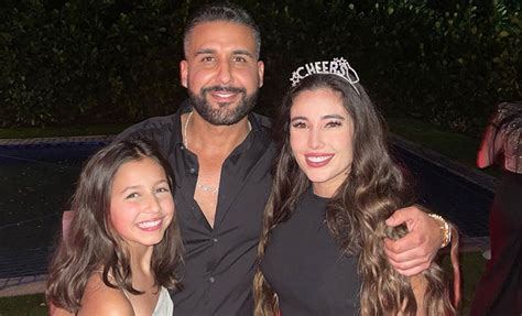 Angie Varona Everything You Wanted To Know 2022 Update Ned Hardy