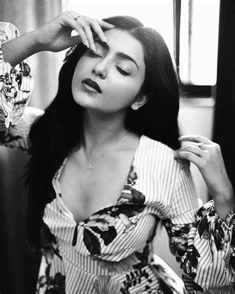 Avantika Mishra Latest Unseen Hot Photo And Spicy Stills