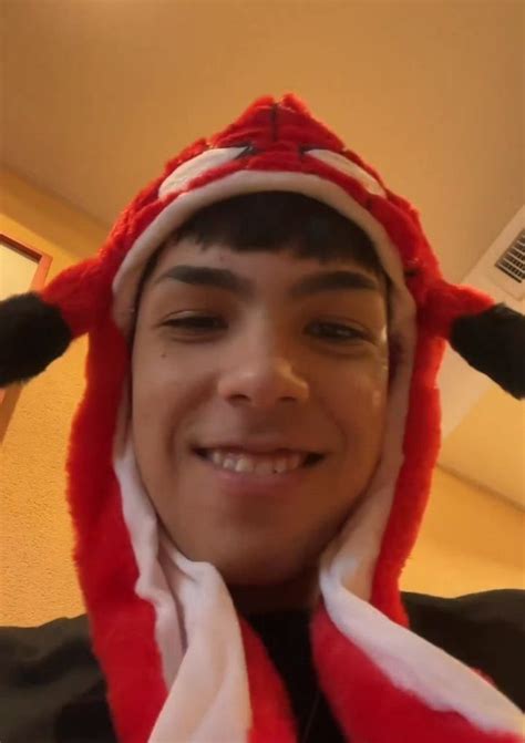 Milo J Famosos Divertidos Famosos Lindos Celebridades Bonitos