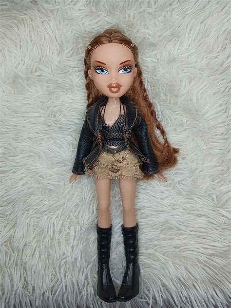 Bratz Secret Date Meygan Hobbies And Toys Toys And Games On Carousell