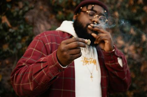 Is Cbd Doing Anything For Your Sex Life Heres What Experts Say Herb