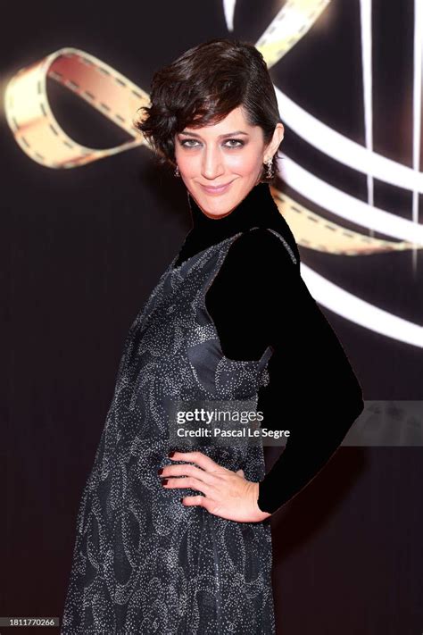 تفاوت فاحش 2 خانم بازیگر ایرانی در مراکش یکی برهنه دیگری باحجاب