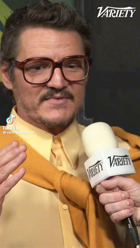 Pedro Pascal Interview Themandalorian Pedro Pascal Star Wars Girls