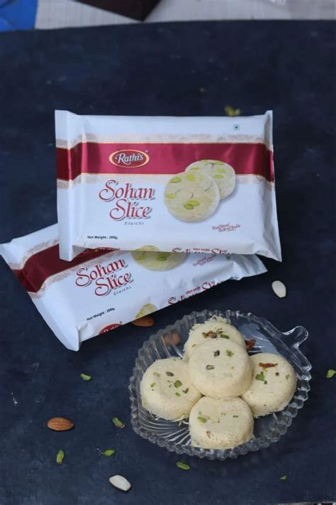 Rathi S Sohan Soan Papdi Slice Packaging Type Packet Packaging Size G At Kg In Nagpur