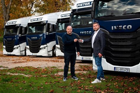 Dwadzieścia Iveco S Way We Flocie Pieter Smit Theater Rock Polska