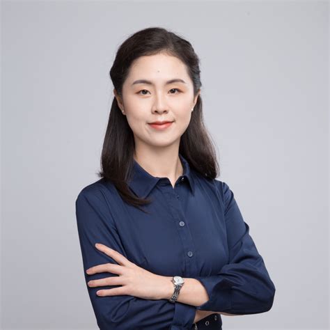 Dr Wenting Zhao Associate Partner Bain Company Xing