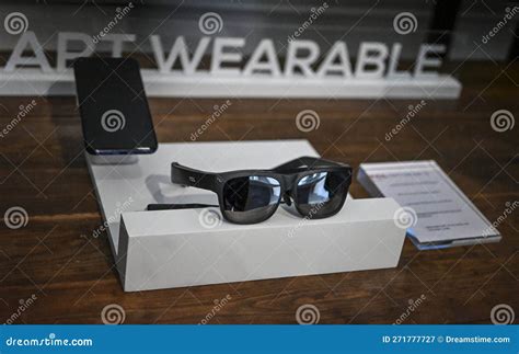 Tcl Nxtwear S Xr Glasses Editorial Photography Image Of Wearable