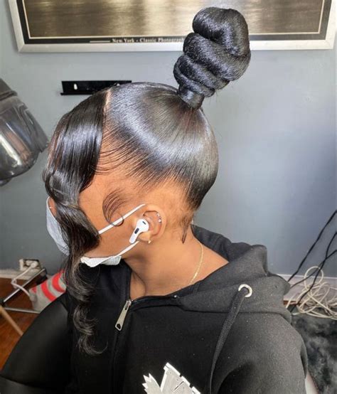 𝙎𝙤𝙨𝙖𝙛𝙞𝙡𝙚𝙨 Sleek Ponytail Hairstyles Curly Girl Hairstyles Sleek