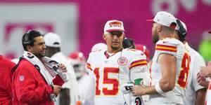 Report Chiefs Move On From Wide Receivers Coach Connor Embree