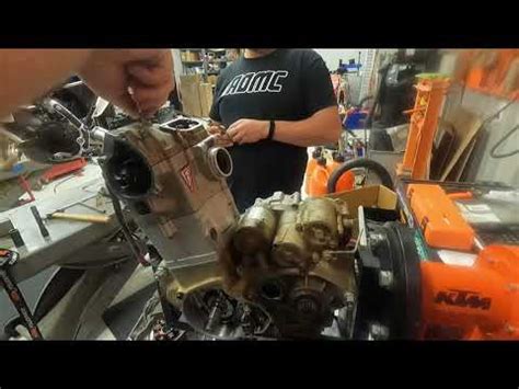 KTM RFS Engine Installing Cam And Head Cover YouTube