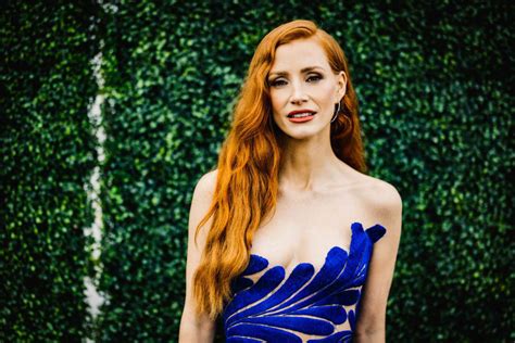 15 Celebs Who Have Lied About Their Age