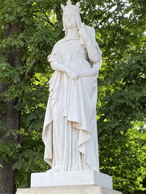 Qui Est Sainte Bathilde Des Racines Vers Le Ciel