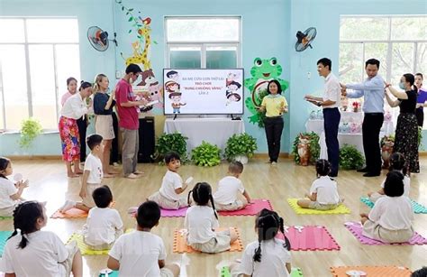 Tăng Cường Phối Hợp Giữa Gia đình Nhà Trường Và Xã Hội Trong Xây Dựng