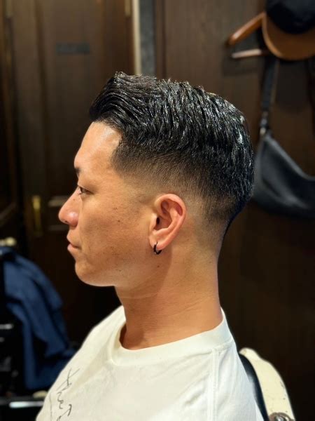 サイドパート｜ヘアカタログ｜高級理容室 床屋 ヒロ銀座ヘアーサロン