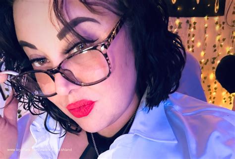 Simp Roommate Gets Busted Mistress Malice Official Profile