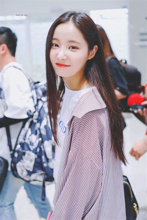 45 Yeon Woo Momoland Ideas Kpop Girls Asian Girl Girl 45 Yeon Woo Momoland Ideas Kpop Girls Asian Girl Girl