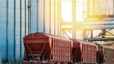 The Challenges Of Transporting Storing Grain Mid West Farm Report