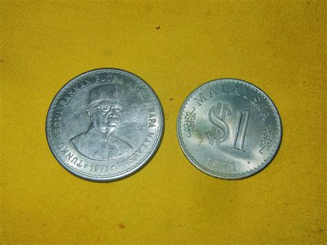 Geliga Kinabalu Duit Syiling 5 Ringgit Dan 1 Ringgit 1971