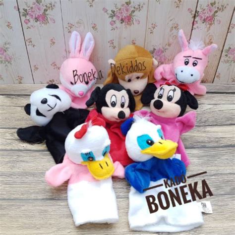 Gambar Kartun Adik Bermain Boneka Hitam Putih 51 Koleksi Gambar