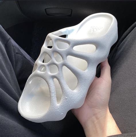 More Unreleased Yeezys Ryeezys