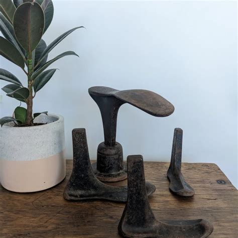 Antique Cast Iron Set Of Cobblers Lasts And Stand Oaky Doke Vintage Home