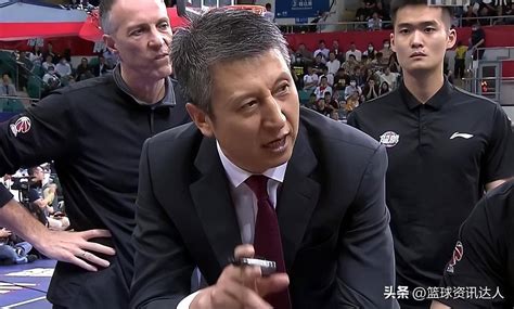 广州淘汰山东！郭士强无解应变，崔永熙陈盈骏太香，贝尔统治防守比赛球场上