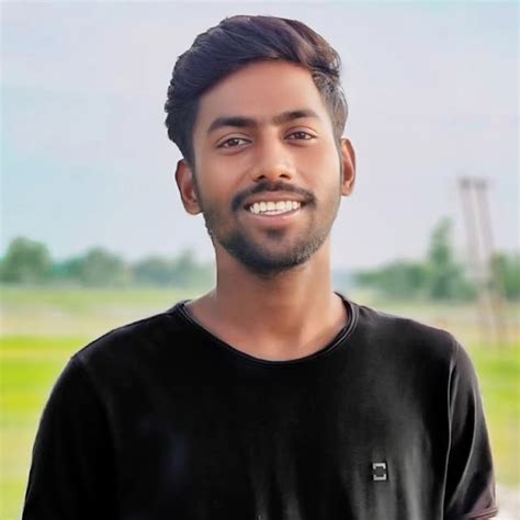 বি জ য় Kcuberiyaarchele • Threads Say More