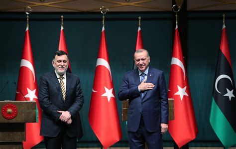 أردوغان يلتقي السراج في إسطنبول وكالة أنباء تركيا