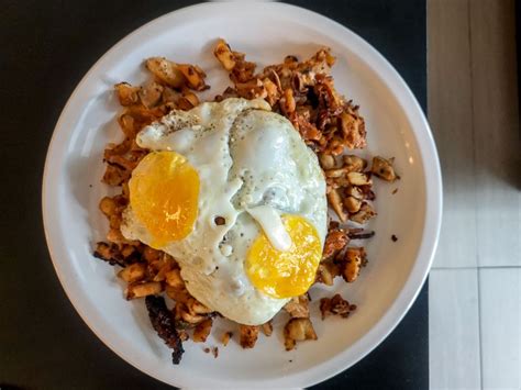 Simple Stay Home Recipes Leftover Fries Breakfast Hash In 15mins