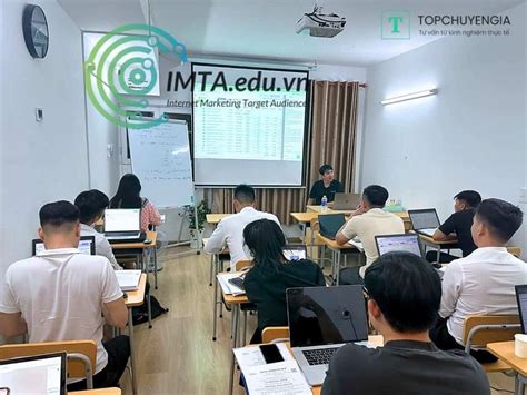 Top trung tâm đào tạo Performance Marketing chất lượng hàng đầu