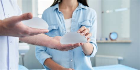 Los Cánceres Que Pueden Estar Relacionados Con Los Implantes Mamarios