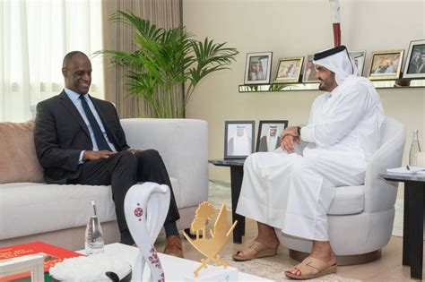 الشيخ جوعان بن حمد يجتمع مع السفير الأميركي جريدة الوطن