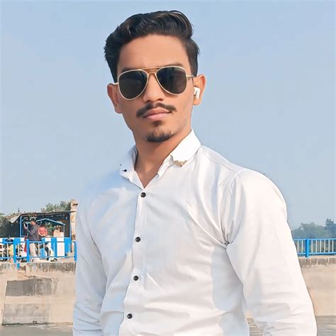 Hariom Chaudhary Hariomchaudhary17 • Instagram Photos And Videos