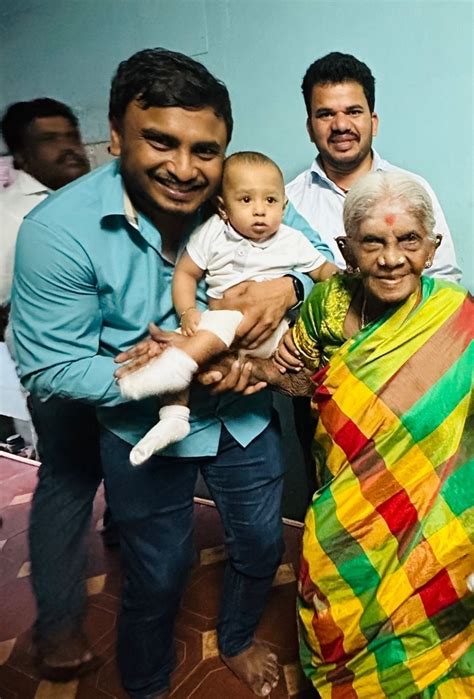 Saalumarada Timmakka ಸಾಲುಮರದ ತಿಮ್ಮಕ್ಕನ ಮಡಿಲಲ್ಲಿ ‘ಅಮೂಲ್ಯ ಅವಳಿ ಮಕ್ಕಳು