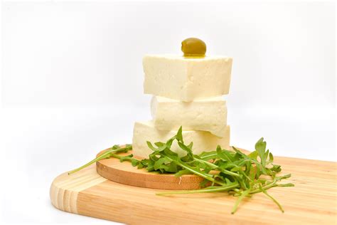 Mladi Sir 25 Mm Goat