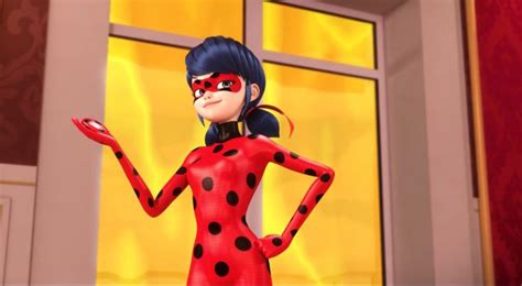 Pin By Ladynoirss On Ladybug Miraculous Ladybug Anime Ladybug Miraculous Ladybug Wallpaper